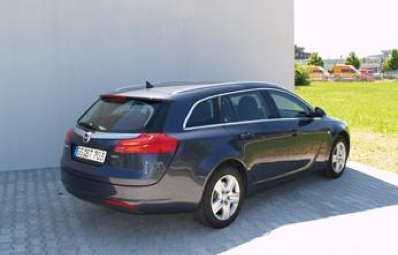 Vauxhall Insignia Sports Tourer 2.0 CDTI 5dr Estate 2009 | RiDC