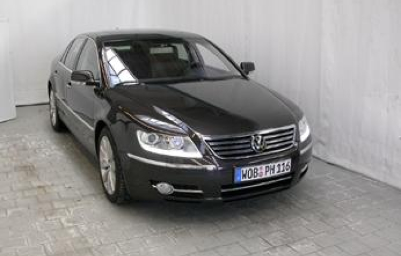 Volkswagen Phaeton V6 FSI 4 Motion Tiptronic 4dr Saloon 2009 | RiDC
