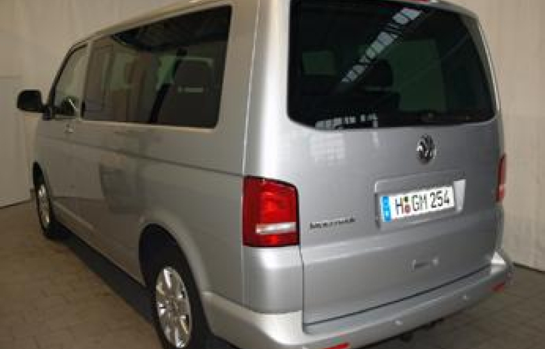 Volkswagen T5 Multivan Comfortline 2.0 TDi (DPF) 4dr MPV 2010 | RiDC