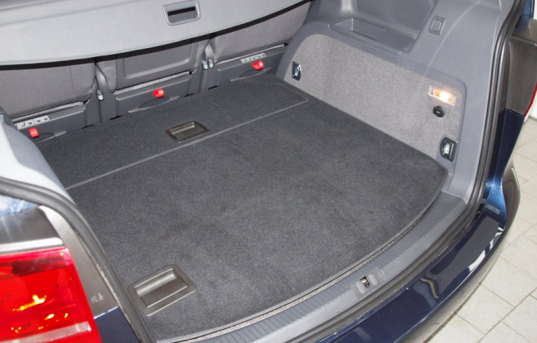 Volkswagen Touran Comfortline 1.4 TSi Eco Fuel 5dr MPV 2010 | RiDC