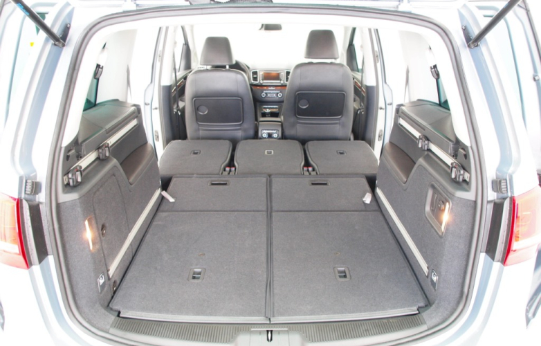 Volkswagen Sharan Highline 1.4 TSI Blue Motion 5dr MPV 2010 | RiDC