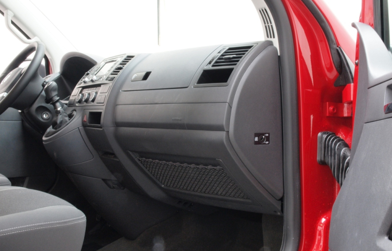 Volkswagen T5 Multivan Comfortline 2.0 TDI 4dr MPV 2011 | RiDC