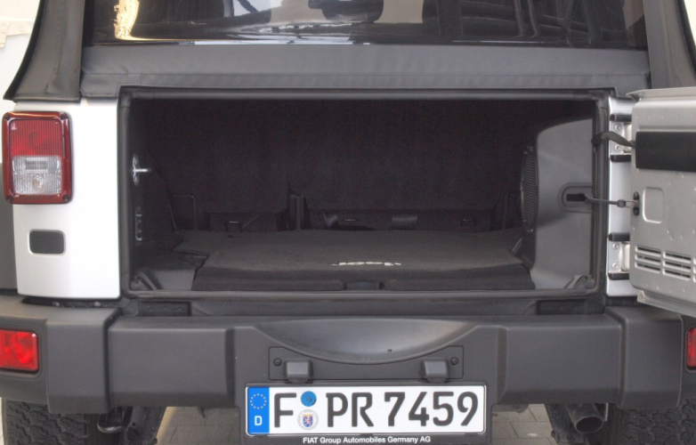 Jeep Wrangler Unlimited Rubicon 2.8 CRD 5dr 4x4 2011 | RiDC