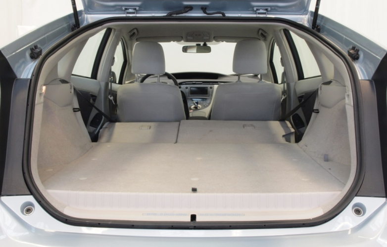 Toyota Prius 1.8 Plug-IN-Hybrid 1.8 5dr hatch 2011 | RiDC