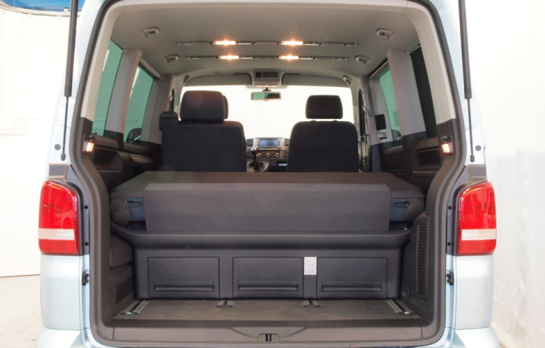 Volkswagen T5 Multivan 2.0 TDI BlueMotion 4dr MPV 2011 | RiDC