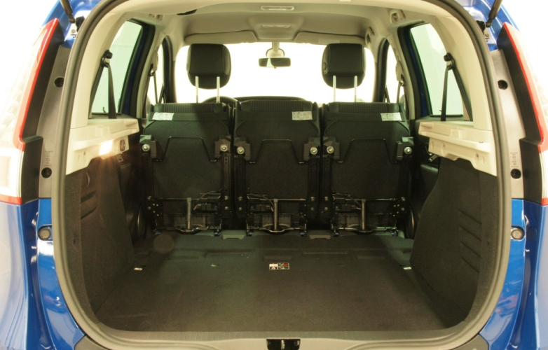 Renault Scenic Dynamique dCi 110 FAP EDC 5dr MPV 2011 | RiDC