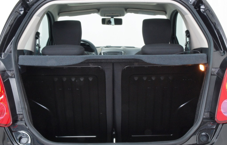 Ford KA Titanium 1.2 51kW 3dr hatch 2011 | RiDC