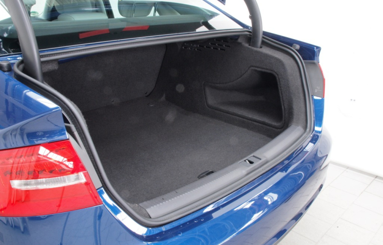 Audi A4 Ambition 2.0TDI 4dr saloon 2012 | RiDC