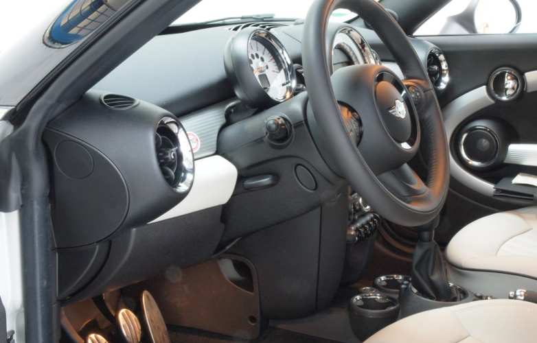 Mini Cooper S Roadster 1.6 135kW 2dr convertible 2012 | RiDC