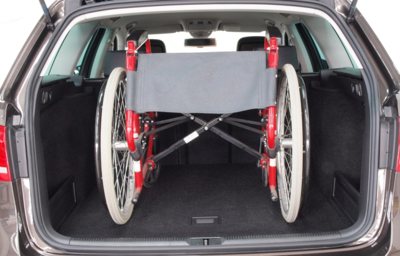 Volkswagen Passat BlueMotion Technology 2.0 TDI 103kW 5dr estate 2012 ...