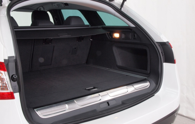 Peugeot 508 RXH Hybrid 2.0 HDi FAP 147 kW 5dr estate 2012 | RiDC