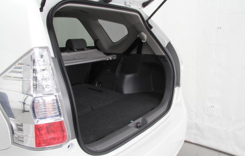 Toyota Prius+ Life 1.8 Hybrid 5dr MPV 2012 | RiDC