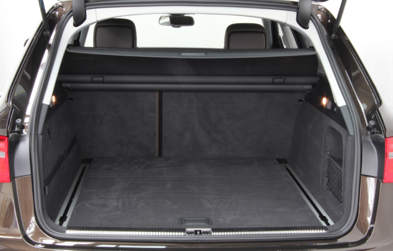 Audi A6 allroad quattro tiptronic 3.0 TDI 230kW 5dr estate 2012 | RiDC