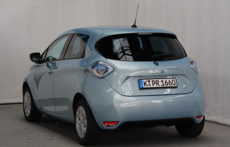 Renault Zoe Z.E. Elektro 43kW 5dr hatch 2013 | RiDC