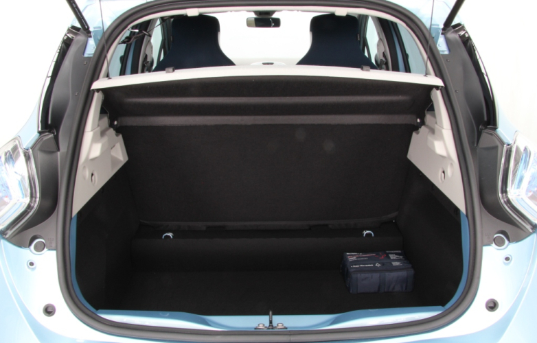 Renault Zoe Z.E. Elektro 43kW 5dr hatch 2013 | RiDC