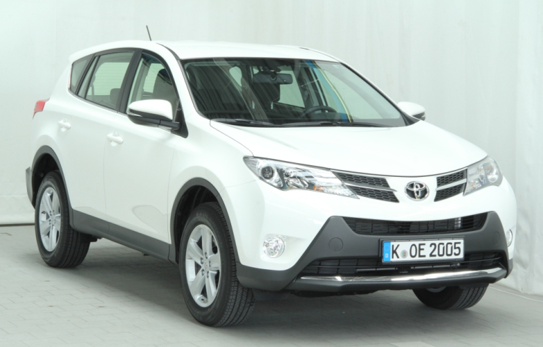 Toyota RAV 4 Life 4x2 2.0 D-4D 91kW 124 PS 5dr 4x4 2013 | RiDC