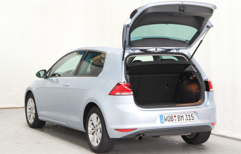 Volkswagen Golf 7 BlueMotion Confortline 1.6 TDI 3dr hatch 2013 | RiDC