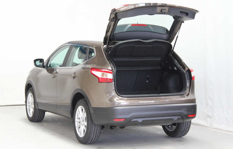 Nissan Qashqai 1.2 DIG-T visia 5dr 4x4 2014 | RiDC