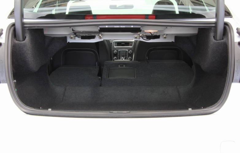 Volvo S60 D4 Summum Geartronic 4dr saloon 2014 | RiDC