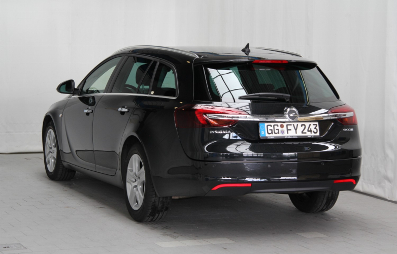 Vauxhall Insignia Sports Tourer 2.0 CDTI ecoFlex Start Stop Edition 5dr ...