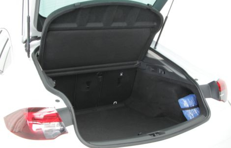 Insignia Grand 5dr hatch 2017 | RiDC