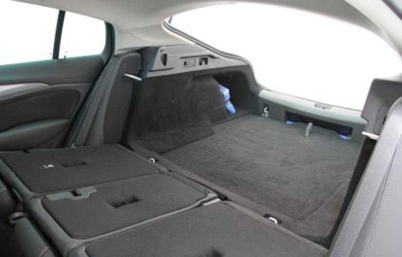 Insignia Grand 5dr hatch 2017 | RiDC