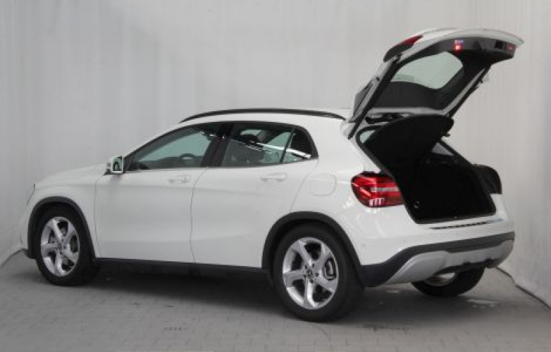 GLA 220 Style 4MATIC 7G-DCT 5dr saloon 2018 | RiDC