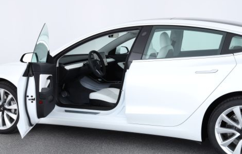 Model 3 5dr hatch 2019 | RiDC