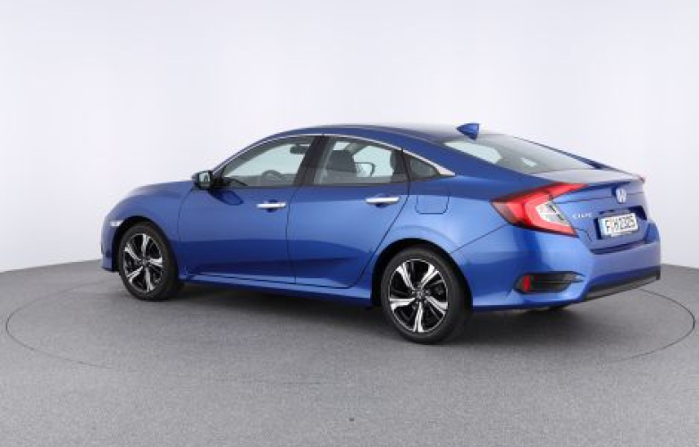 Civic Limousine 4dr saloon 2019 | RiDC