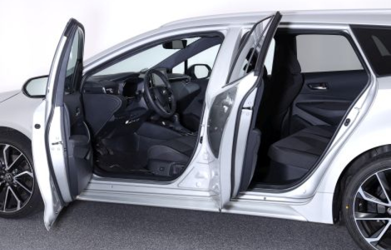 Corolla Touring Sports 2.0 Hybrid 5dr estate 2019 | RiDC