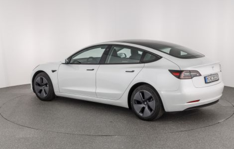 Model 3 5dr hatch 2022 | RiDC