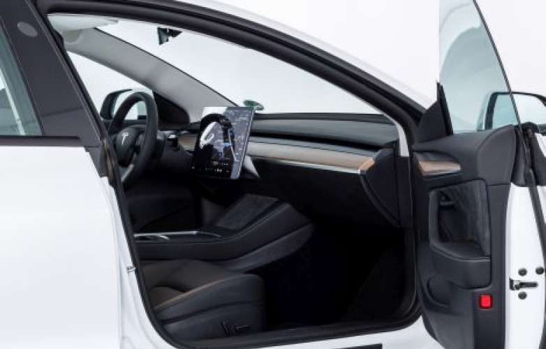 Model 3 5dr hatch 2022 | RiDC