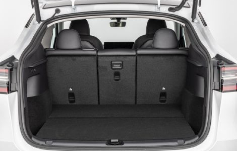 Model Y Maximum Range 5dr saloon 2023 | RiDC